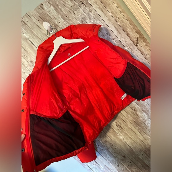 ALO Yoga | Jackets & Coats | Alo Yoga Cherry Pop Red Gold Rush Puffer ...